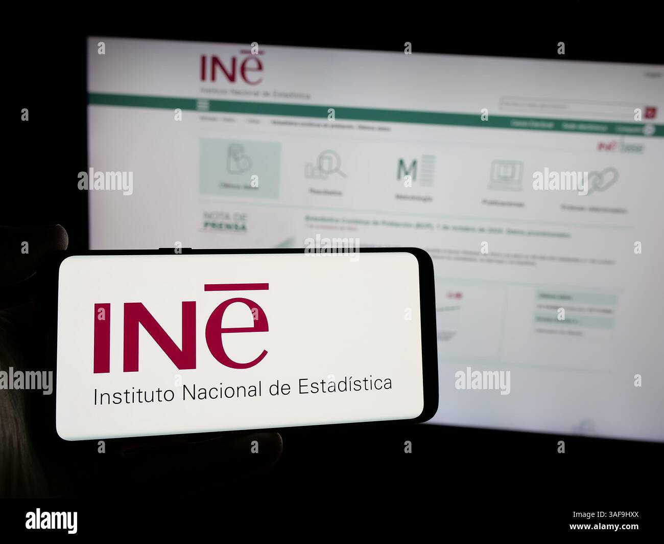 Instituto nacional de estadistica hi-res stock photography and images ...