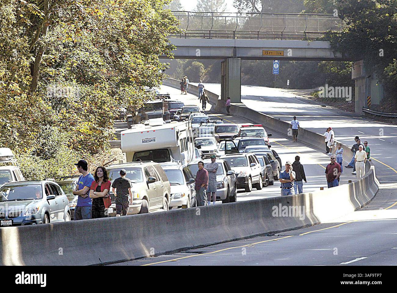 Dan Coyro/Sentinel.Motorists on norhtbound Highway 1 cooled their heels ...