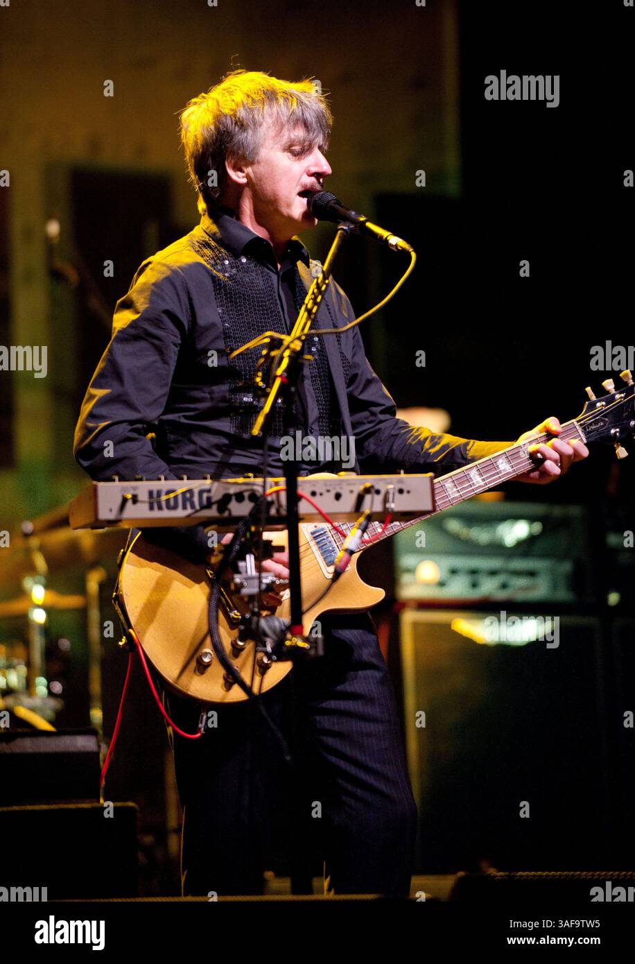 Jul 29, 2009 - Miami Beach, Florida, U.S. - Singer NEIL FINN as the ...