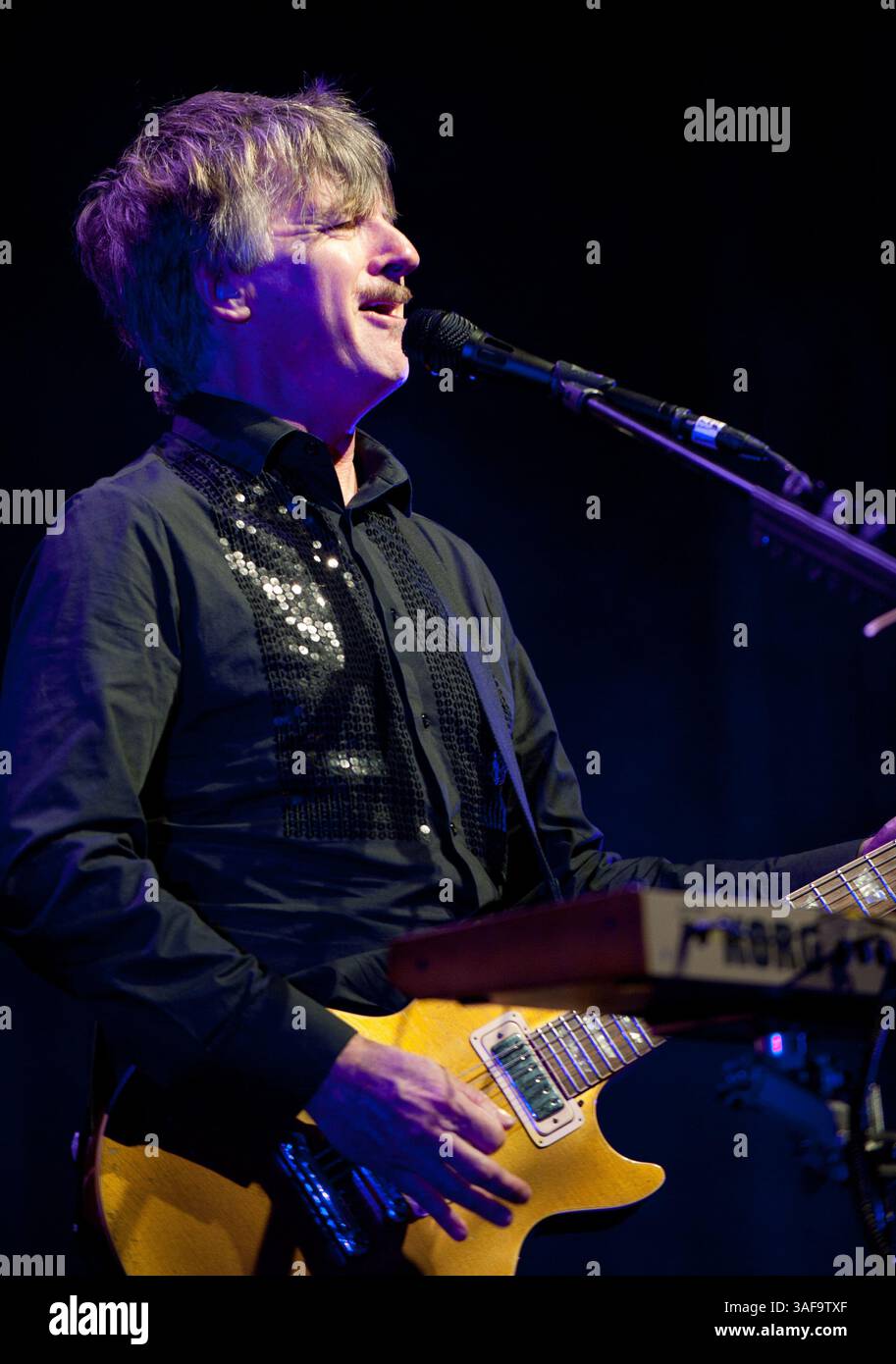 Jul 29, 2009 - Miami Beach, Florida, U.S. - Singer NEIL FINN as the ...