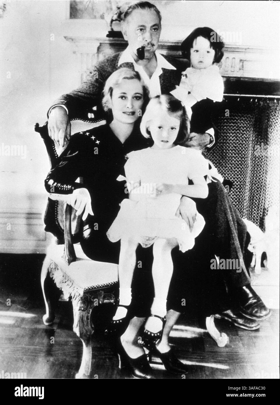 Nov 29, 2004; Hollywood, CA, USA; File Photo: Jan 11, 1934, Pictured ...