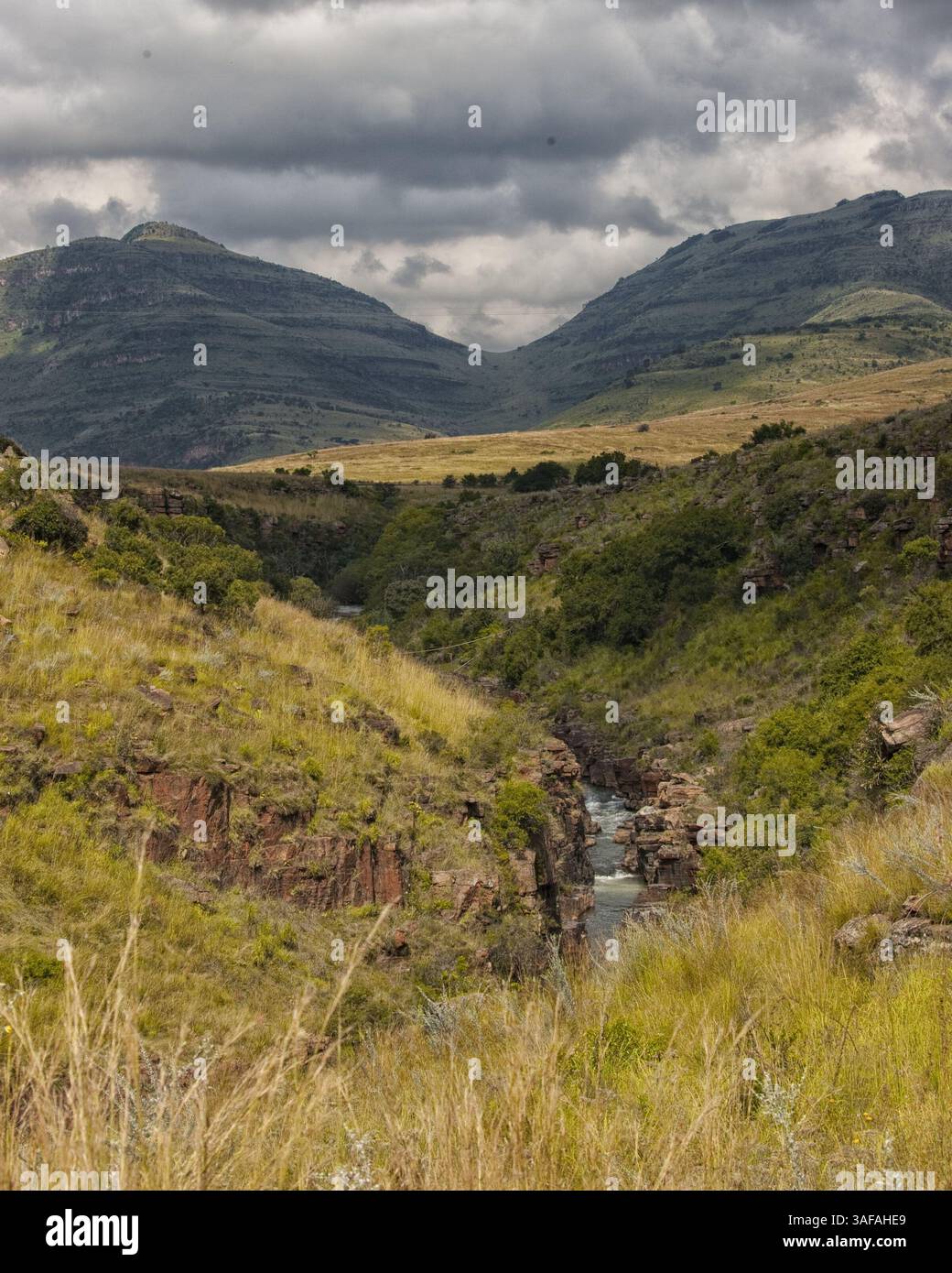 March 25, 2011 - Mpumalanga, South Africa - Dramatic clouds frame the ...