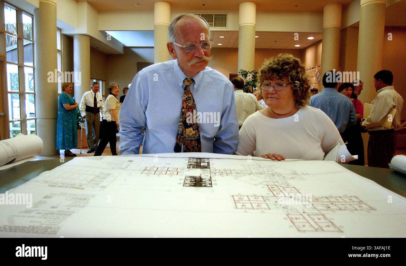 School board tours the former Brown School for possible Renaissance ...