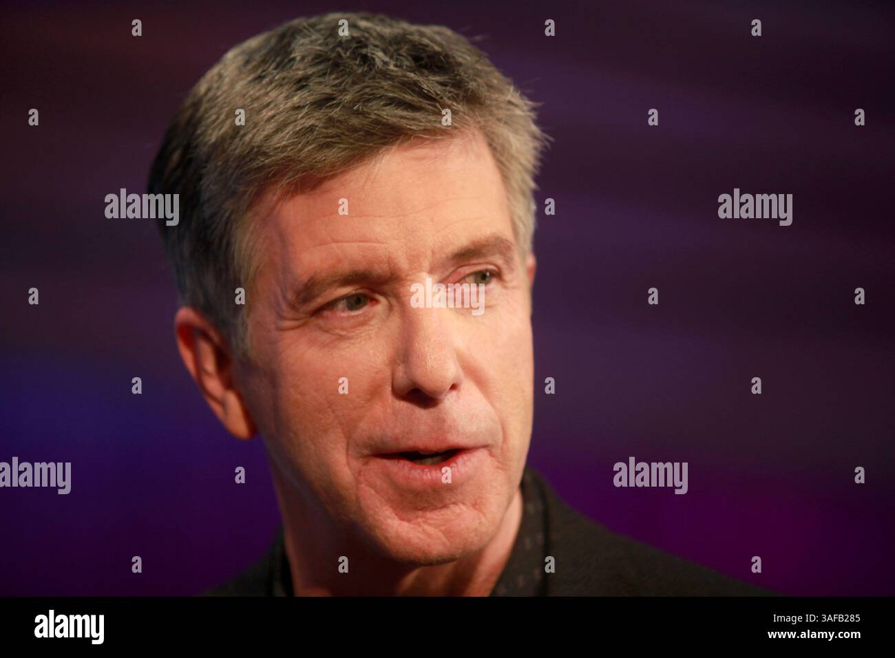 Jeopardy game show contestant hi-res stock photography and images - Alamy