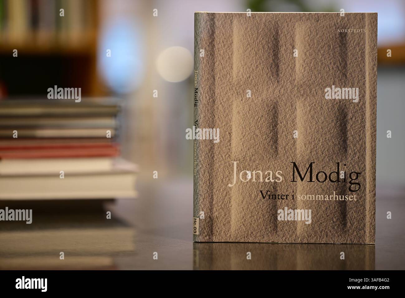 Hässleholm, Skåne, Sweden. April 5 2025. Vinter i sommarhuset by Jonas ...