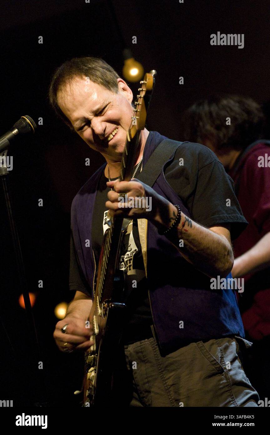 Sep 25, 2009 - Minneapolis, Minnesota, USA - Former Television ...