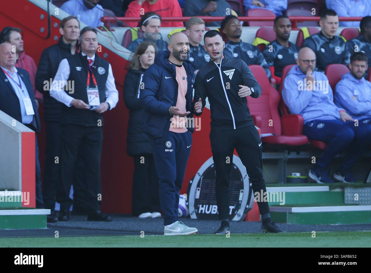 Enzo maresca chelsea april 2025 hi-res stock photography and images - Alamy