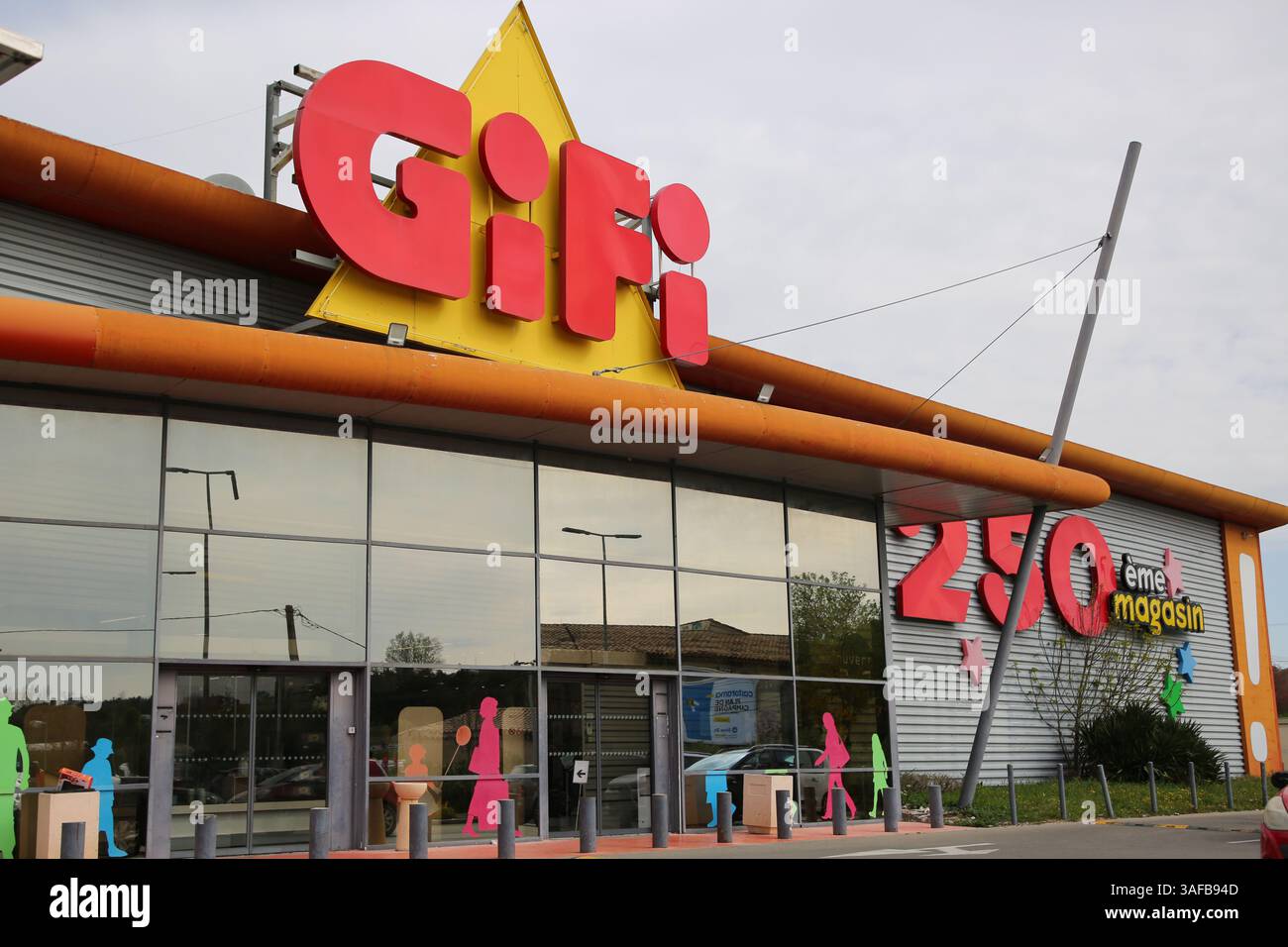 France. 04th Apr, 2025. In this photo illustration, the Gifi logo seen ...