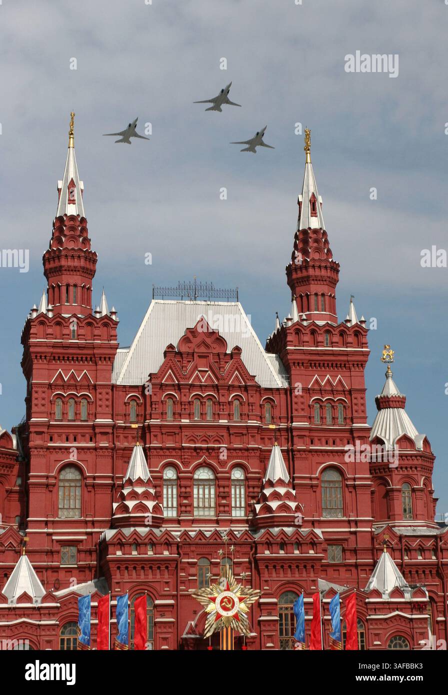 Parade parade12 kremlin jet hi-res stock photography and images - Alamy