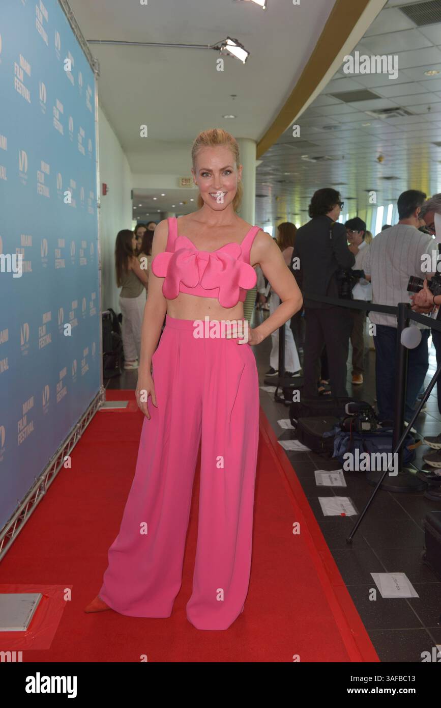 Miami Beach, Florida, USA. 06th Apr, 2025. Actress Amanda Schull ...