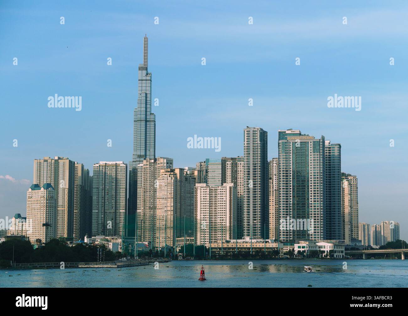 Landmark 81 Building in Ho Chi Minh City Stock Photo - Alamy