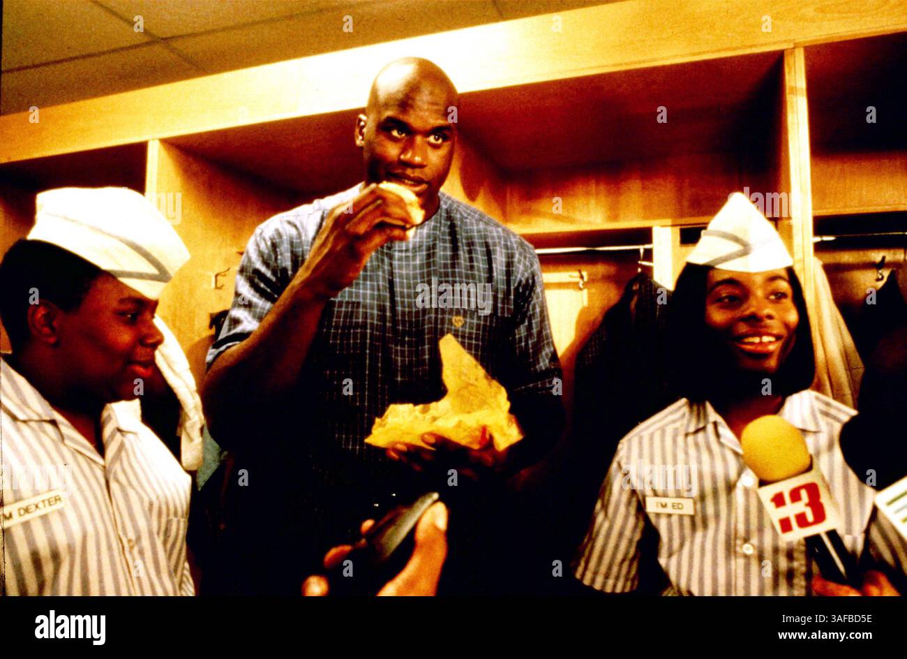 Jan 28, 2000; Atlanta, Georgia, USA; (l-r) KENAN THOMPSON as Dexter ...