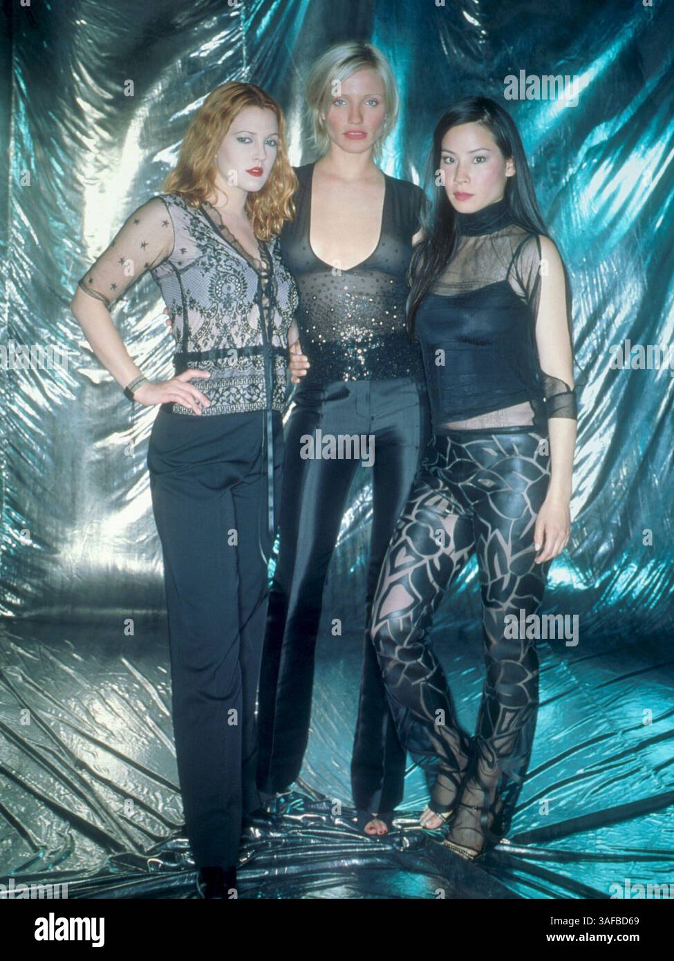 Jan 01, 2000; Hollywood, California, USA; (L-R) Actors DREW BARRYMORE as Dylan, CAMERON DIAZ as ...