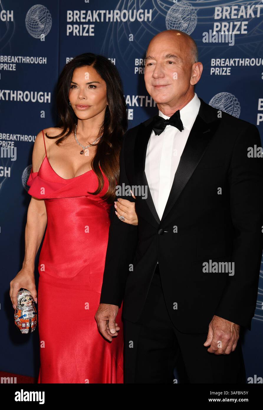 SANTA MONICA, CALIFORNIA - APRIL 05: Lauren Sanchez and Jeff Bezos ...