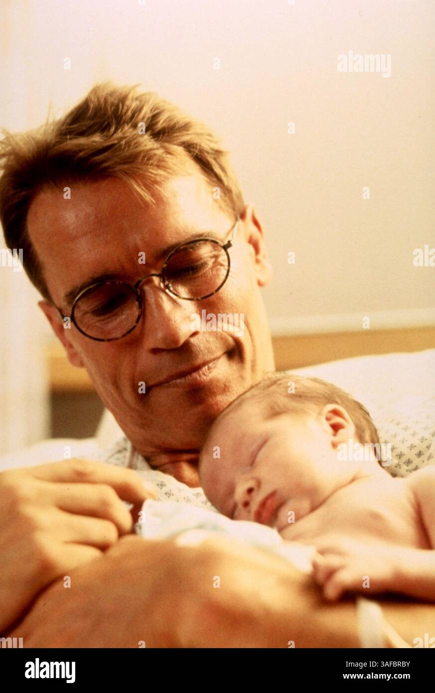 Nov 03, 2000; Hollywood, CA, USA; Actor ARNOLD SCHWARZENEGGER as Dr ...