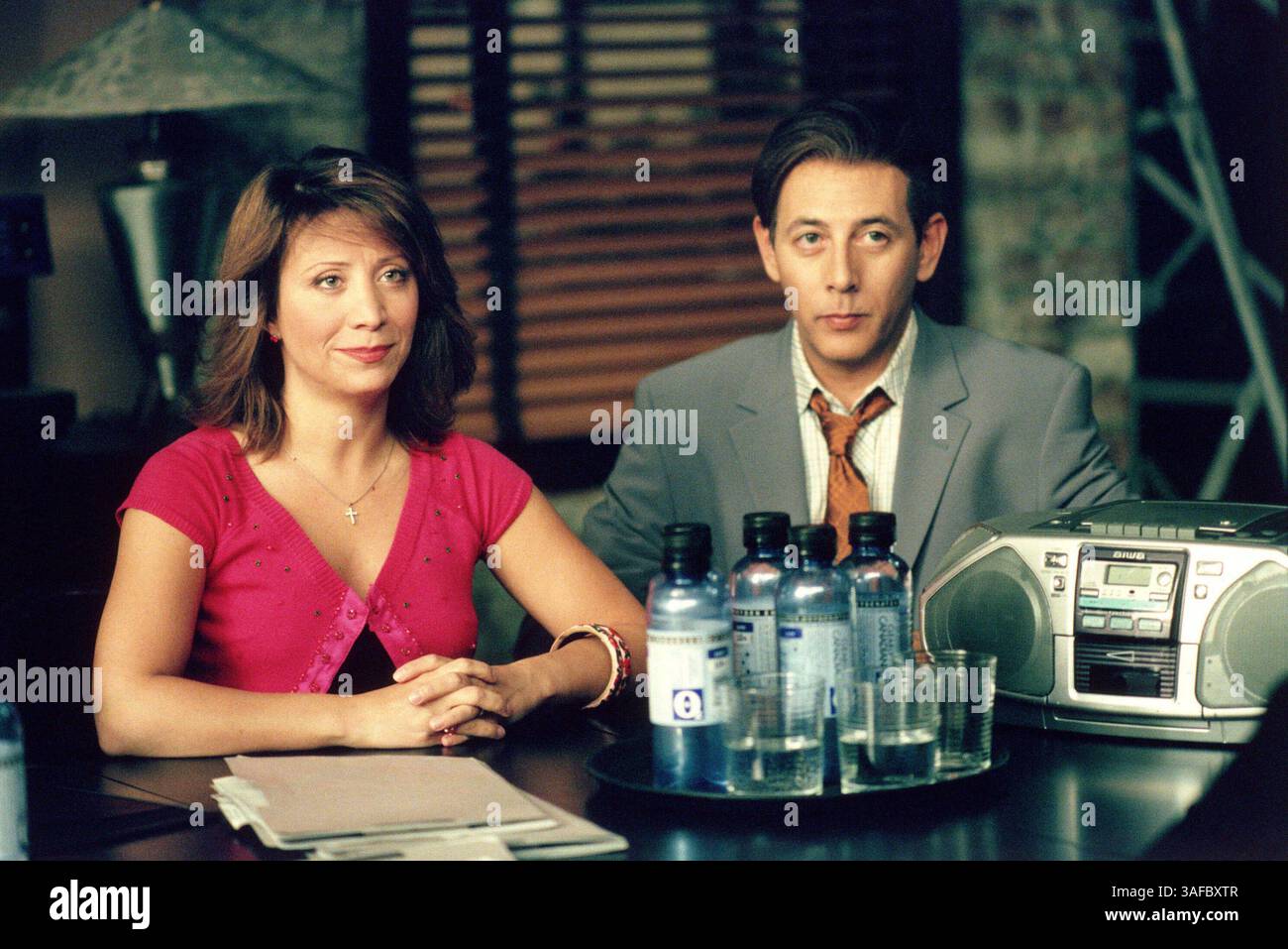 Apr 30, 2001; Los Angeles, CA, USA; Guest star PAUL REUBENS (R) sues ...