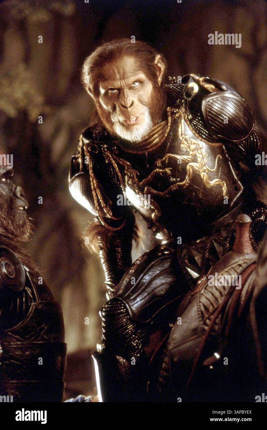 Planet of the apes 2001 thade hi-res stock photography and images - Alamy