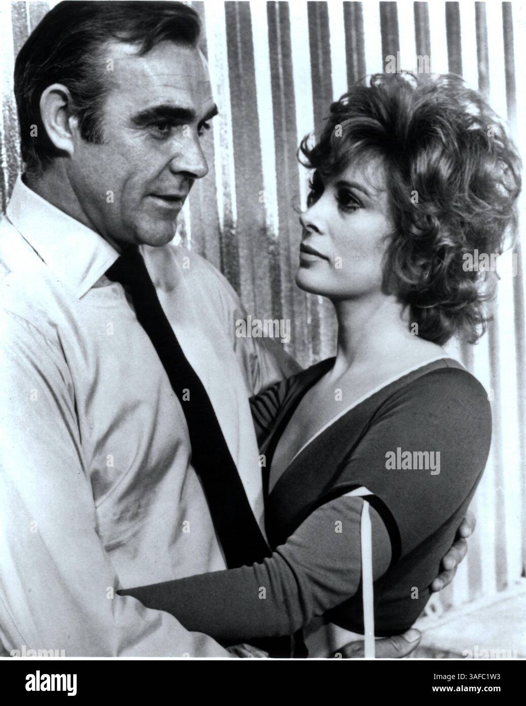 Jill st john james bond hi-res stock photography and images - Alamy