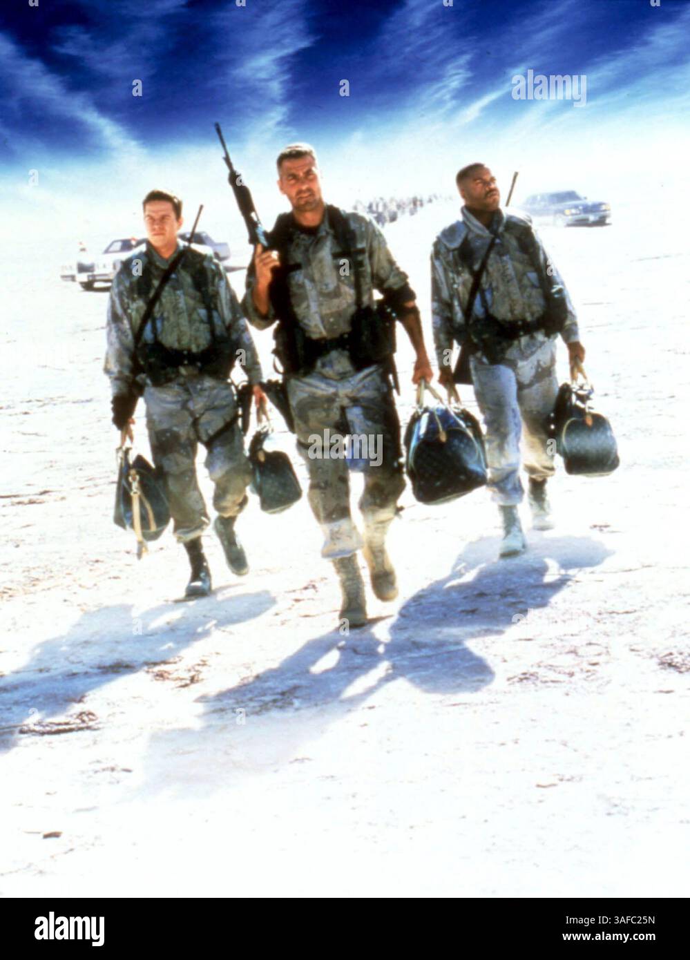 Mark wahlberg george clooney ice hi-res stock photography and images ...