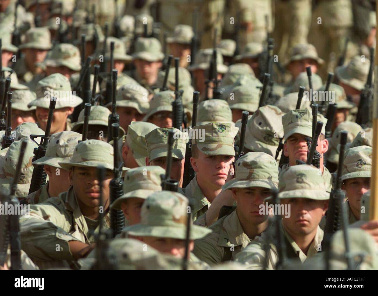 Camp commando kuwait march 2003 hi-res stock photography and images - Alamy