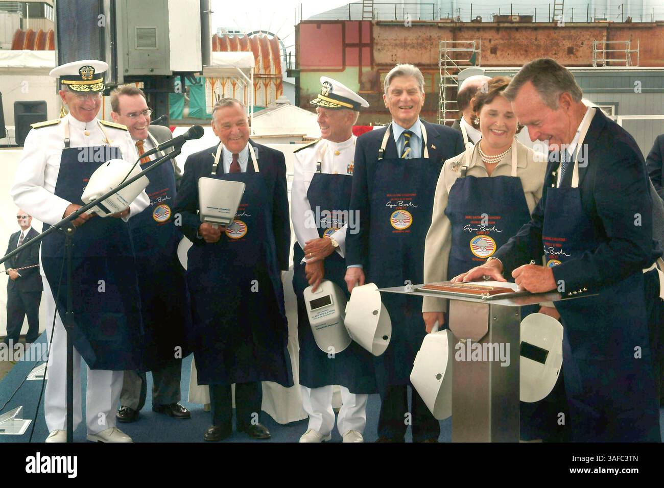 Former President GEORGE H.W. BUSH accompanied by his daughter and ship ...