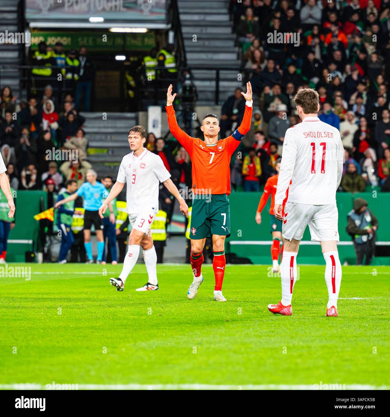 Ronaldo portugal hi-res stock photography and images - Alamy