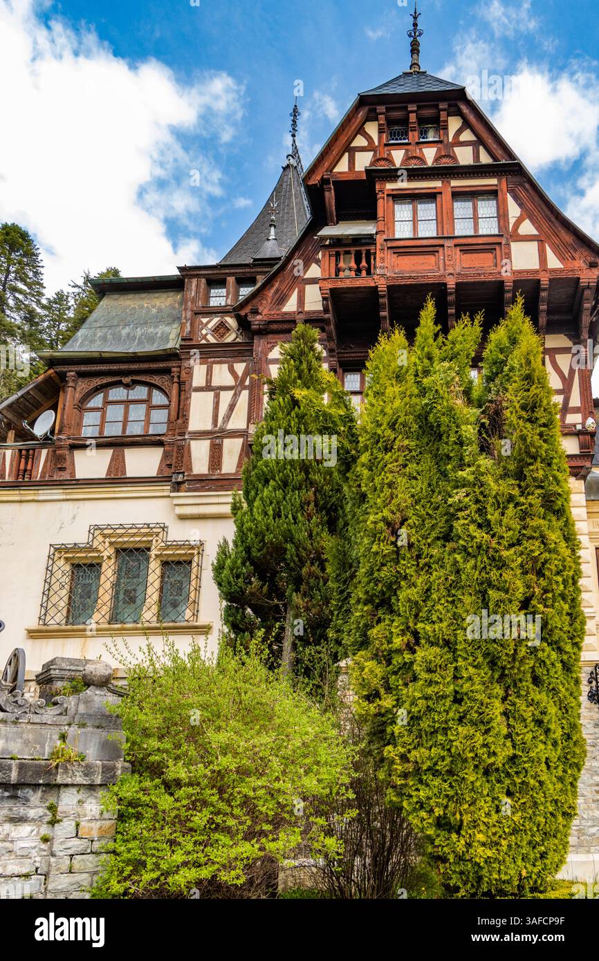 Peles Castle, Romania. Famous Neo-Renaissance castle and ornamental ...