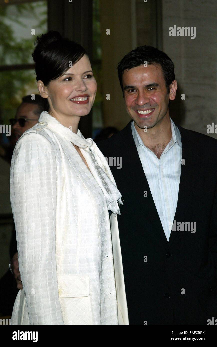 Reza jarrahy and geena davis hi-res stock photography and images - Alamy