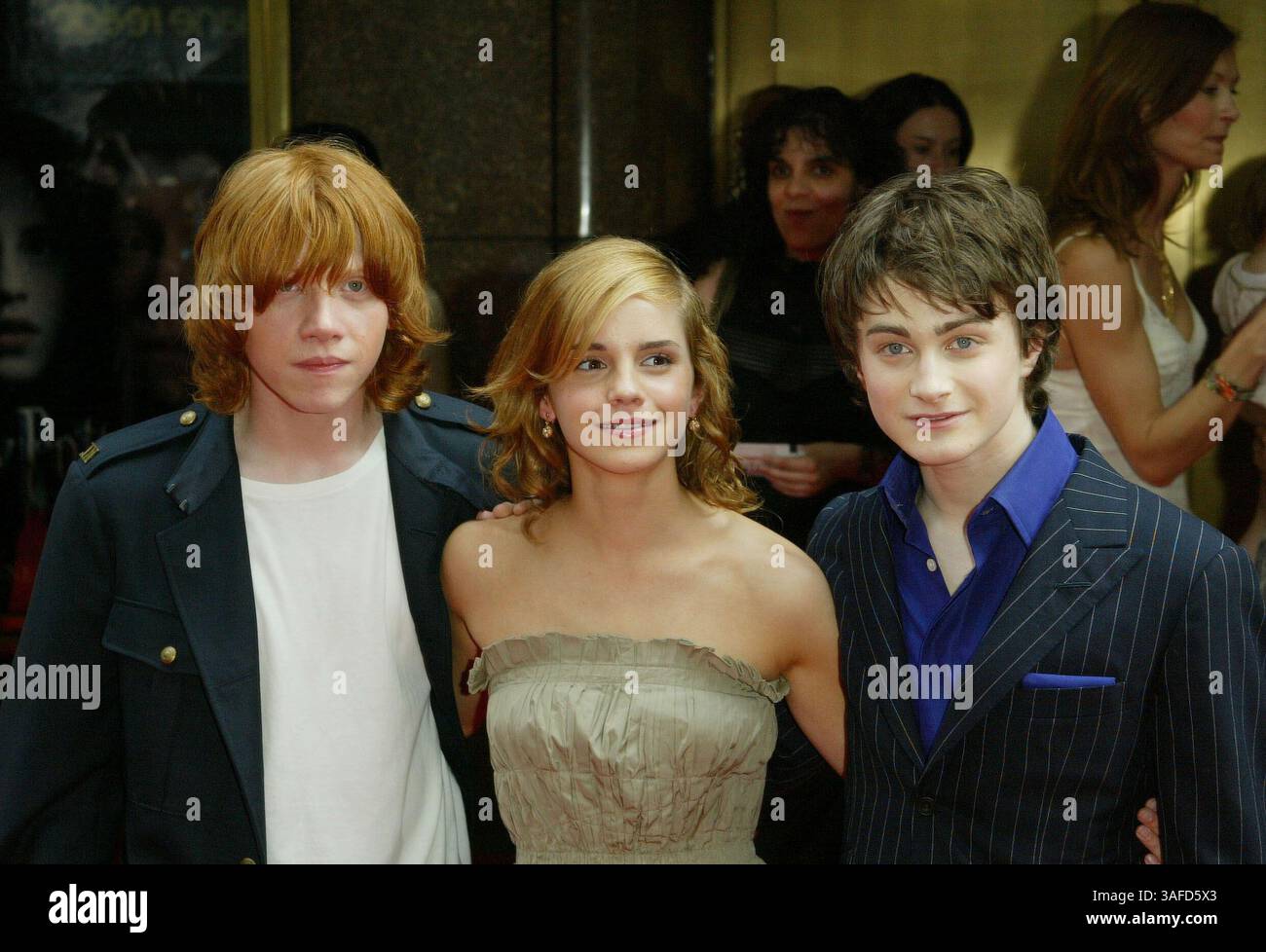 Emma watson 2004 hi-res stock photography and images - Alamy