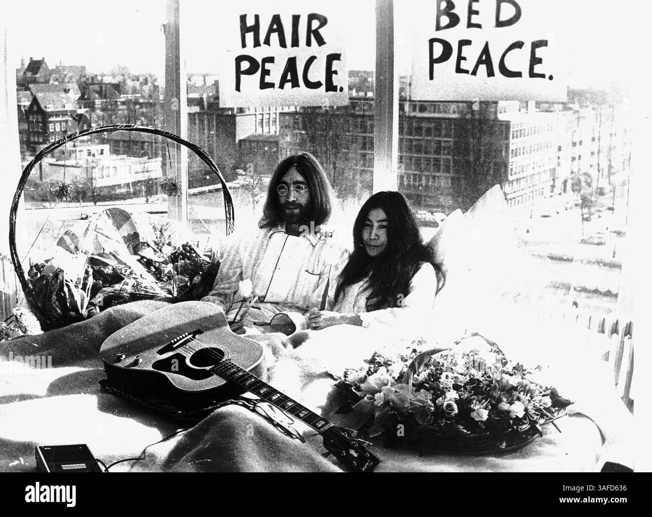 October 8 1980 Black and White Stock Photos & Images - Alamy