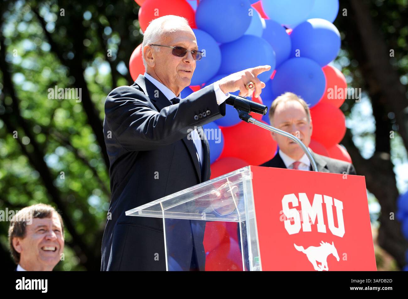 April 23, 2012: NCAA and NBA Championship head coach, Larry Brown ...