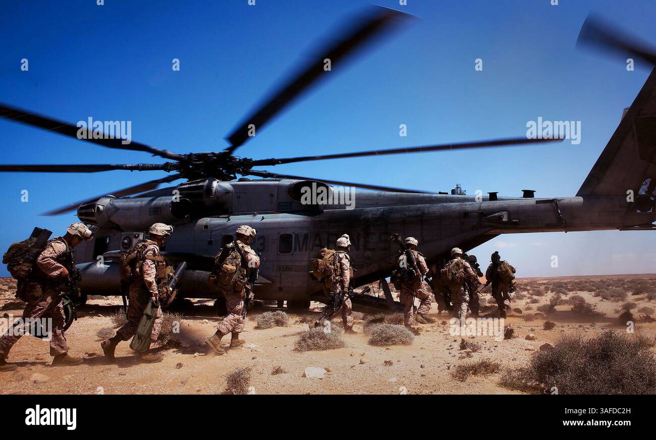 April 13, 2012 - Cap Draa, Morocco - Marines from 81mm mortar platoon ...