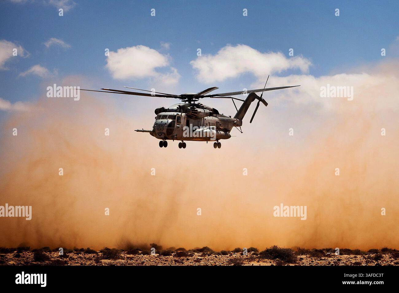 April 13, 2012 - Cap Draa, Morocco - A CH-53E Super Stallion helicopter ...