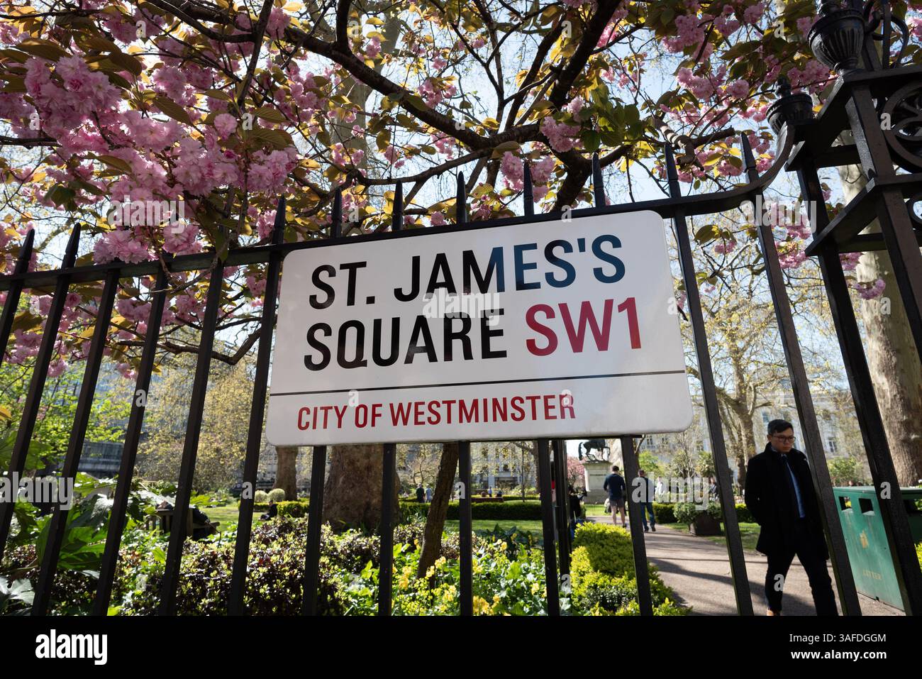 London, UK. 7 April, 2025. Street sign for St James's Square, London ...