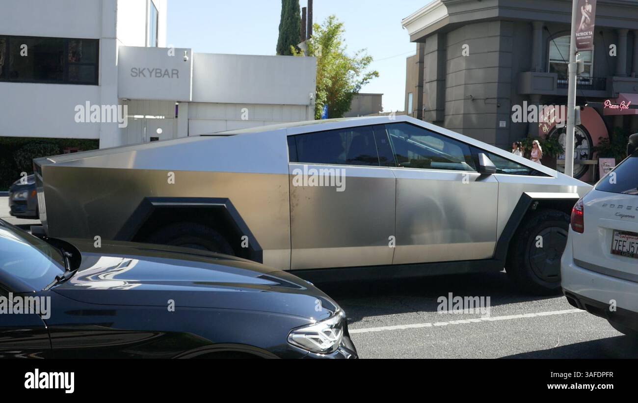 Los Angeles, California, USA 6th April 2025 Silver Tesla Cybertruck on ...