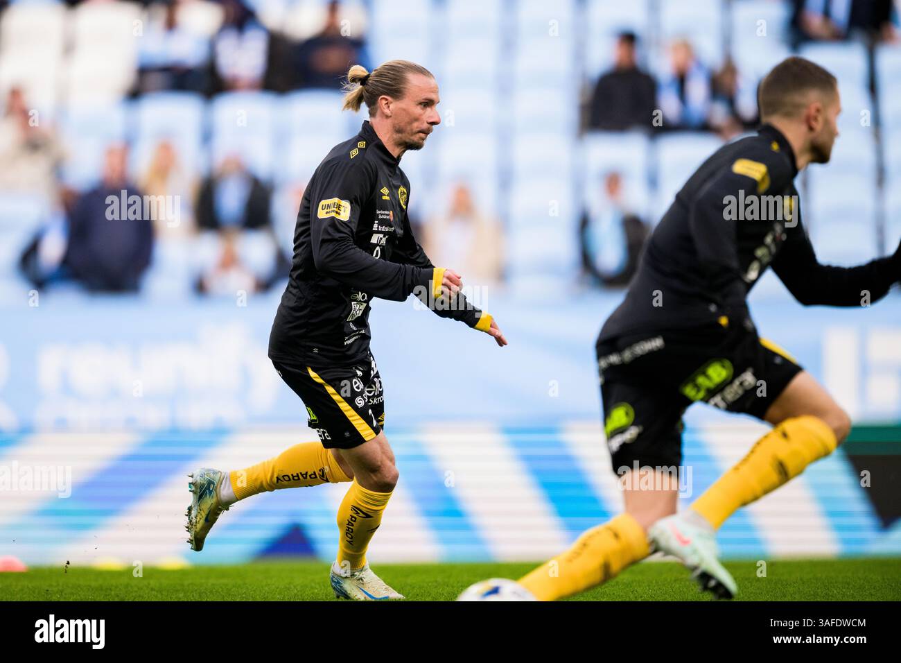 250407 Elfsborgs Niklas Hult inför fotbollsmatchen i Allsvenskan mellan ...