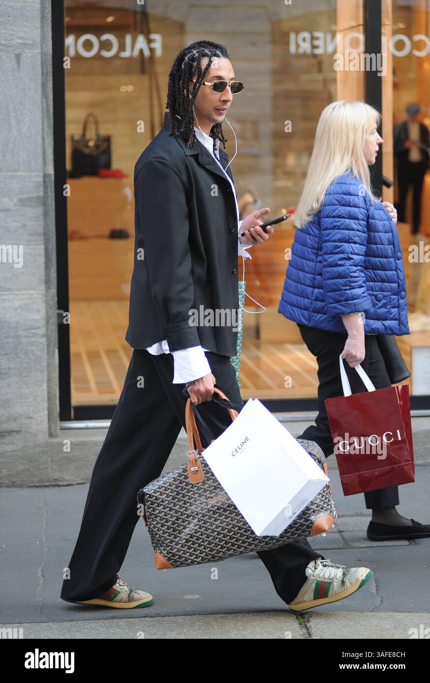 Milan, . 07th Apr, 2025. Milan, Ghali arrives downtown and enters the ...