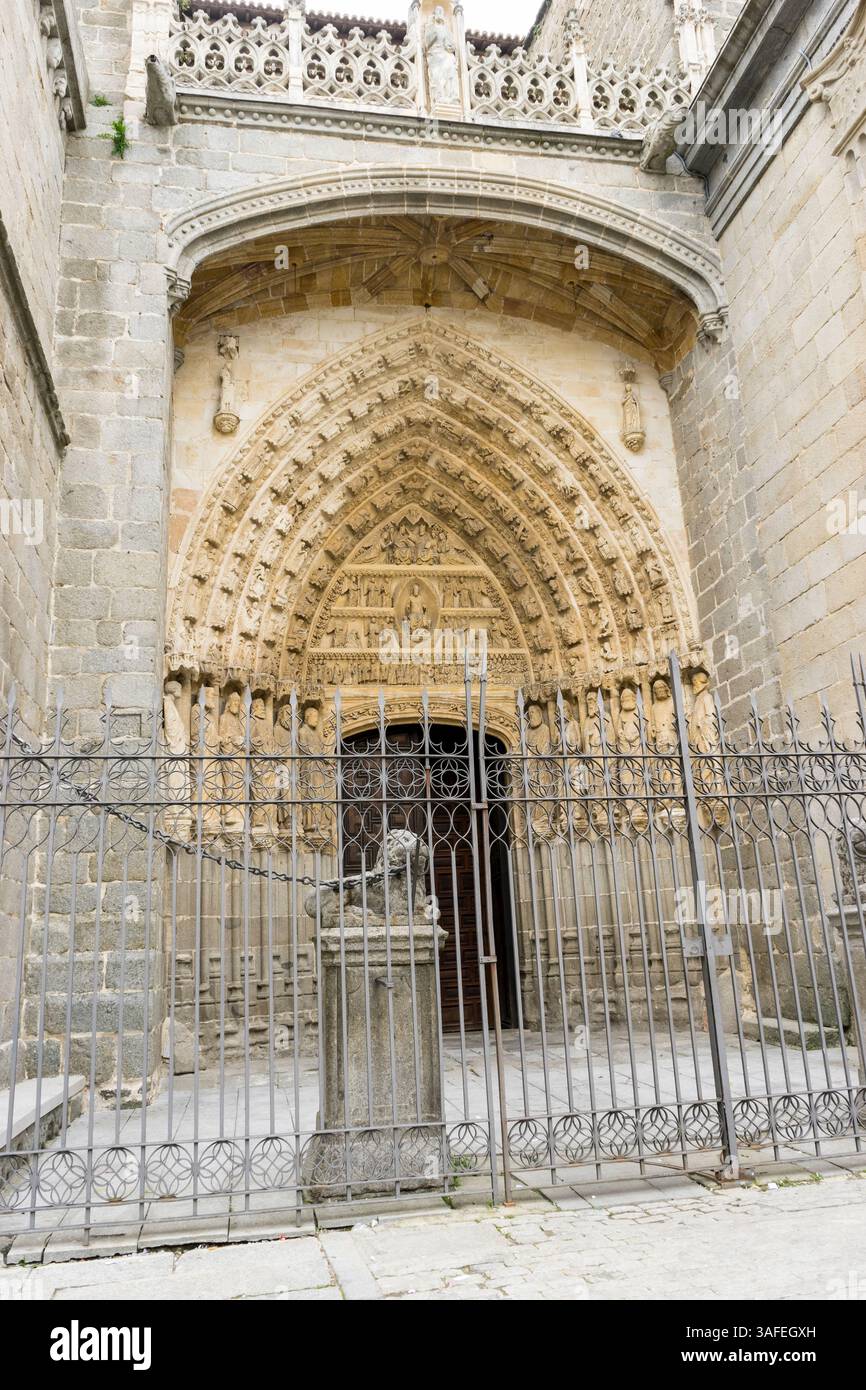 Avila Cathedral: A Blend of History and Architecture Stock Photo - Alamy