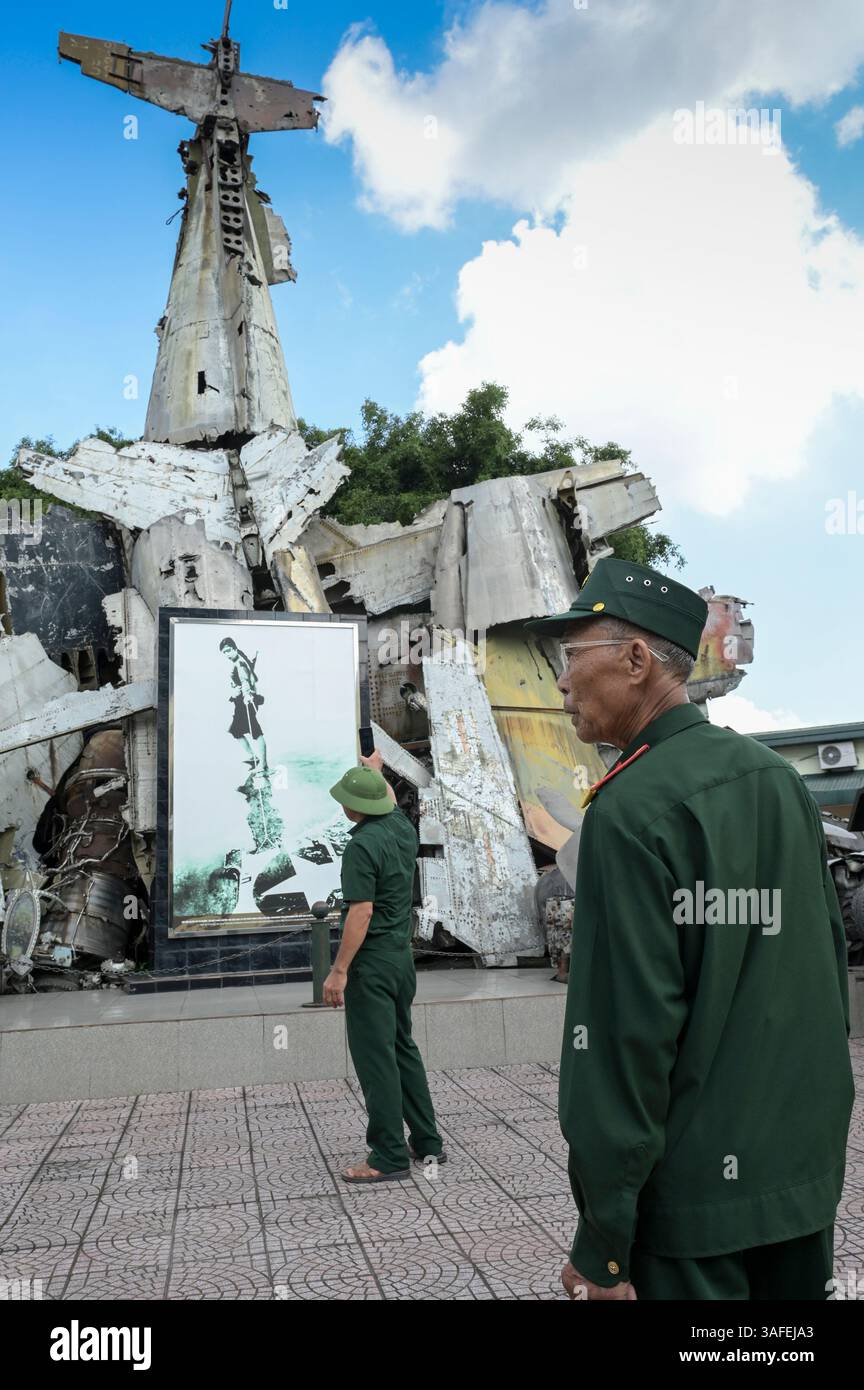 VIETNAM, Hanoi, Military Museum, military equipment and war scrap from ...