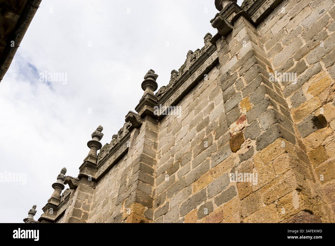 Avila Cathedral - A Glimpse into Spain's Rich Architectural Heritage ...