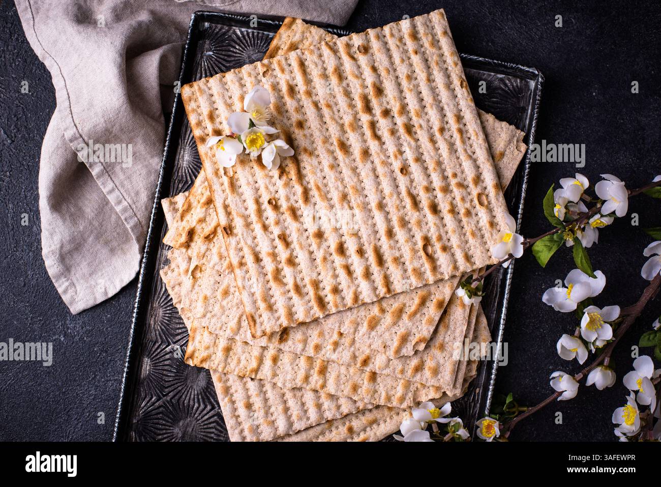 Traditional Jewish bread matzo for Passover Stock Photo - Alamy