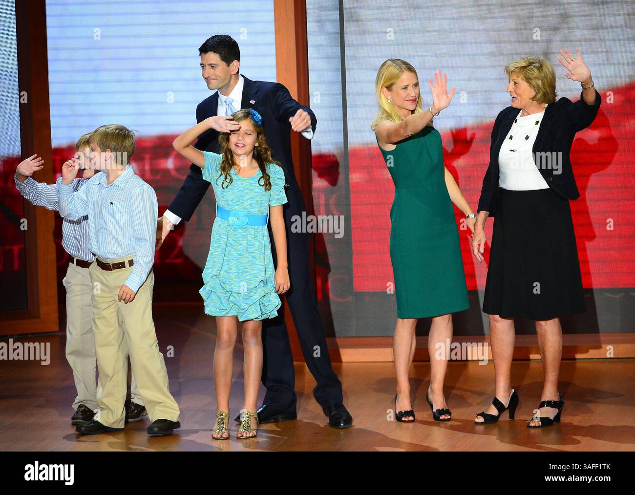 Wife janna ryan and mother betty douglas hi-res stock photography and ...