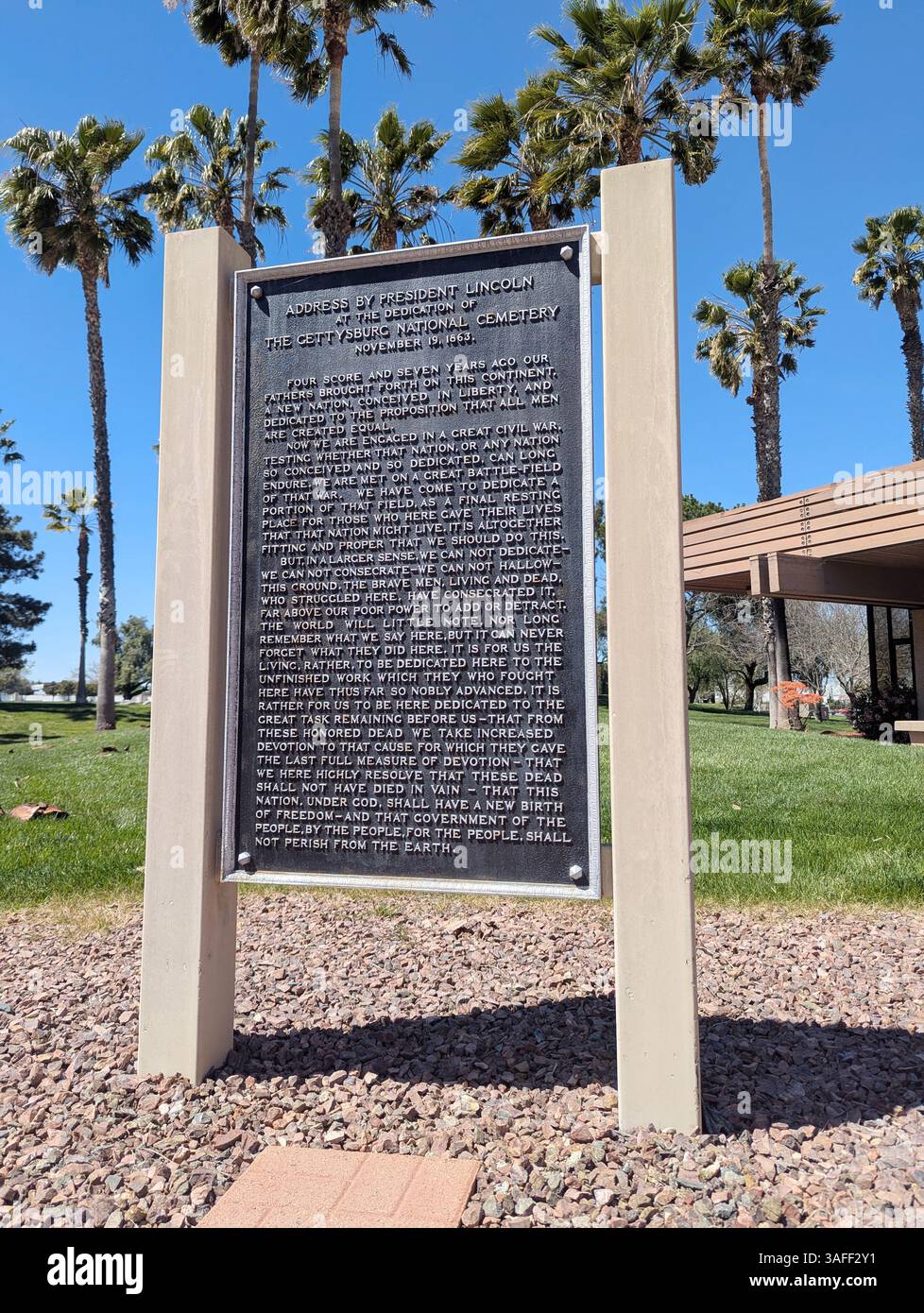 Bronze Plaque of Abraham Lincoln's Gettysburg Address at the Riverside ...