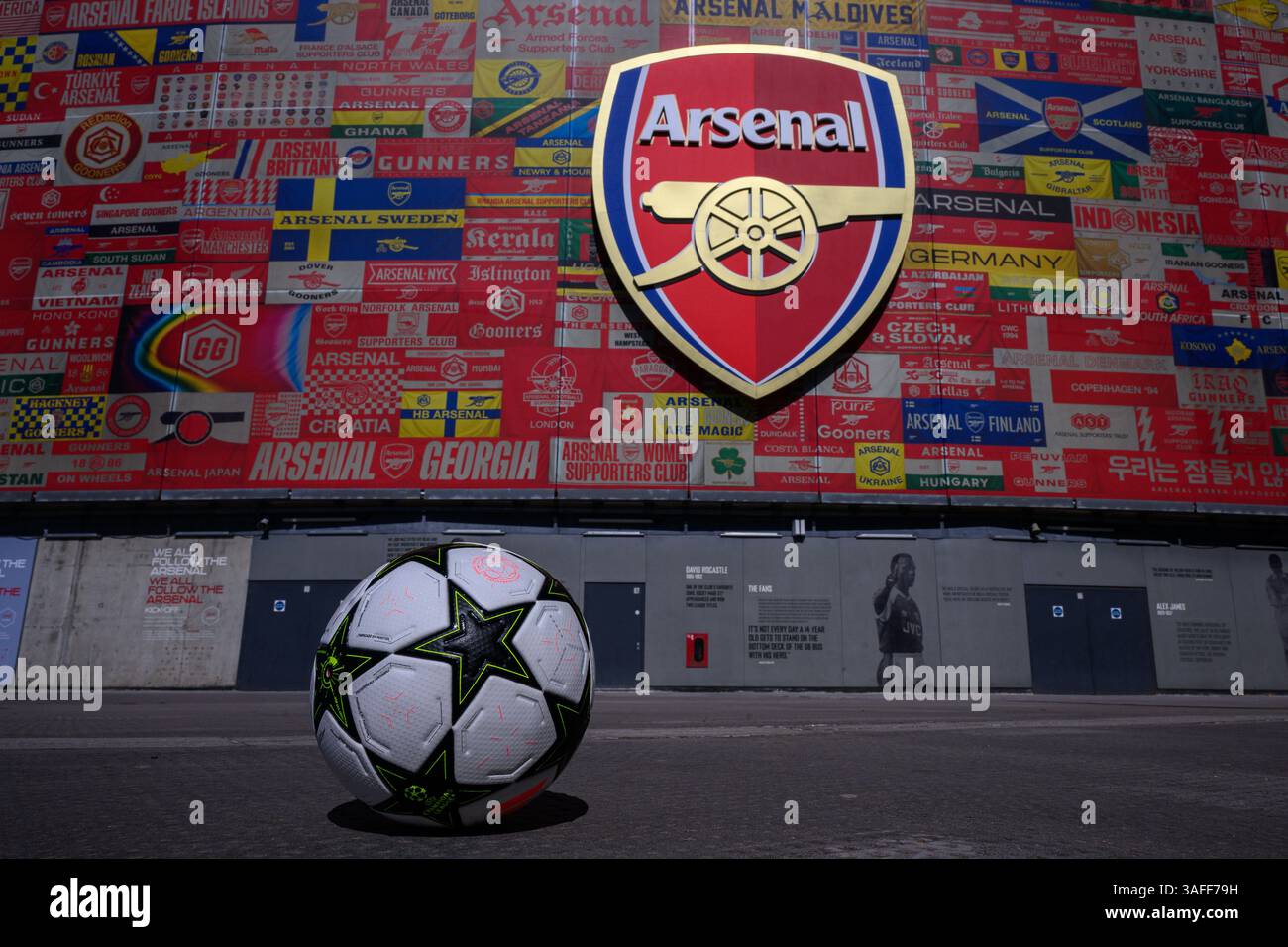 London, UK. 7th Apr, 2025. A general view of the outside of Emirates ...