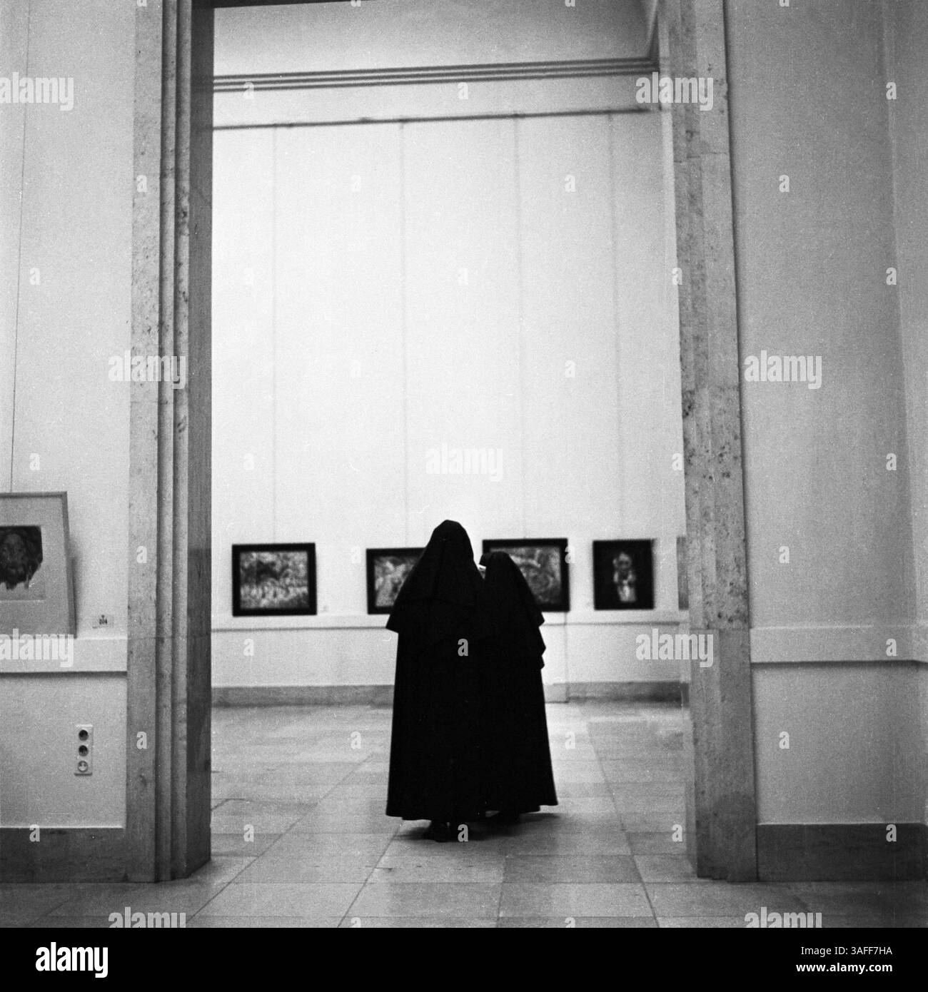 Die alte pinakothek hi-res stock photography and images - Alamy