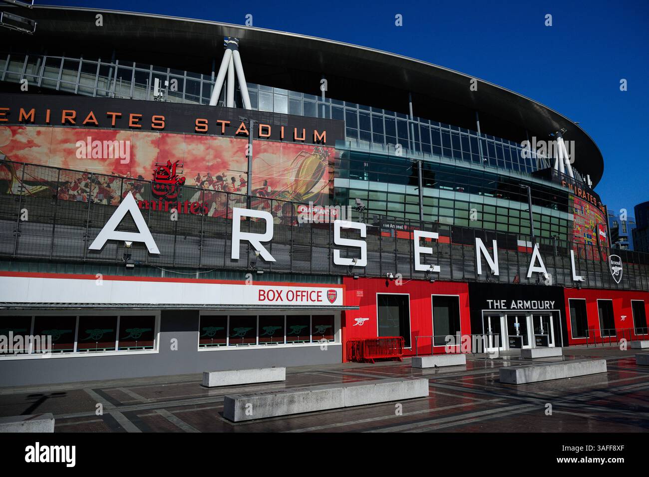 London, UK. 7th Apr, 2025. A general view of the outside of Emirates ...