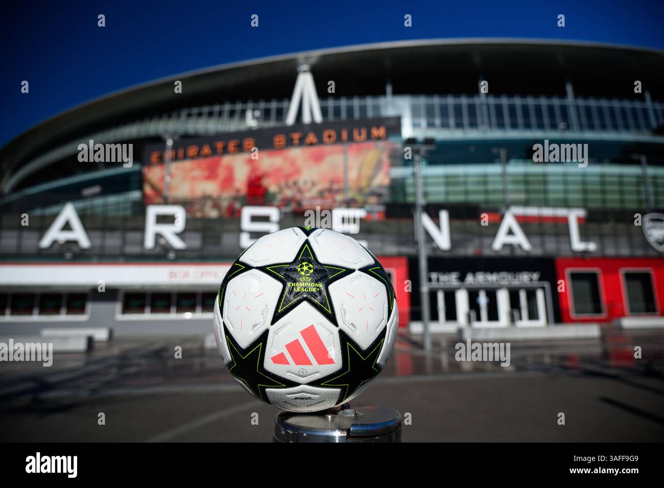 London, UK. 7th Apr, 2025. A general view of the outside of Emirates ...