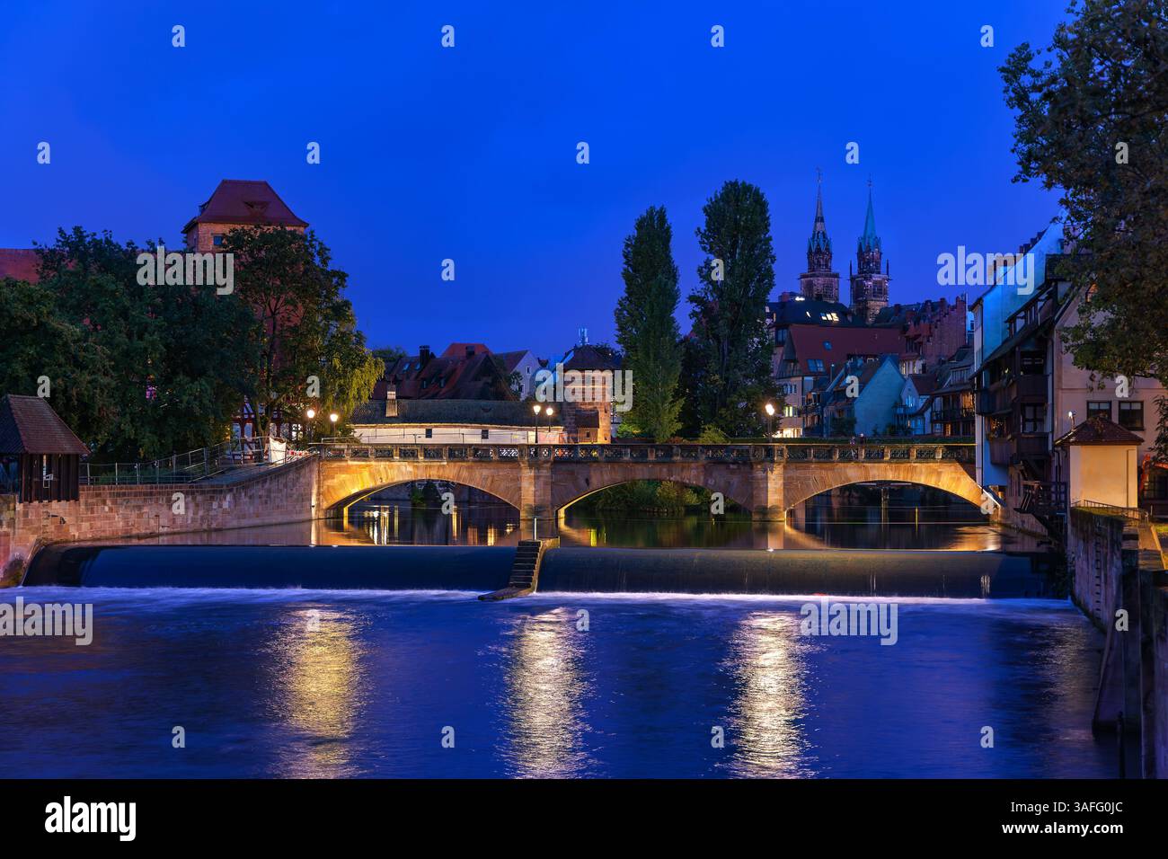 The ancientstone Max Bridge in the old town, viewed from Kettensteg at ...