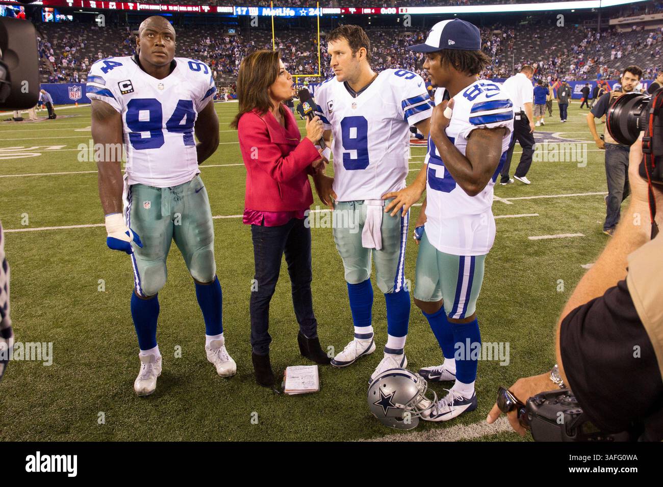 September 5, 2012: NBC sports reporter Michele Tafoya interviews Dallas ...