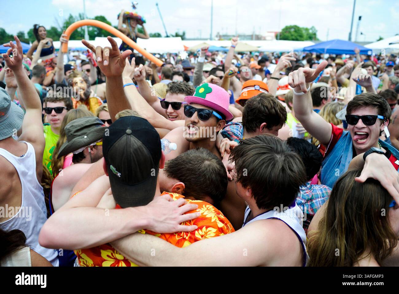 Kentucky derby infield hi-res stock photography and images - Alamy